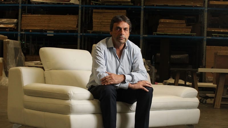 Nick Scali managing director sells half his 27pc stake to Chinese supplier