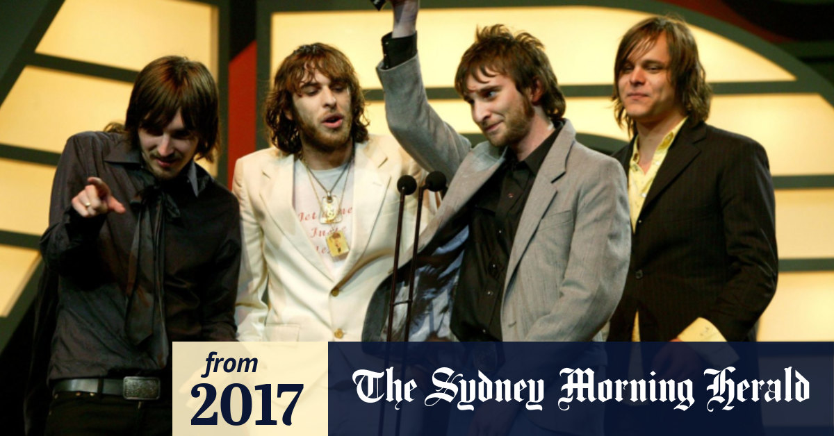 Jet back together and set to tour with Springsteen