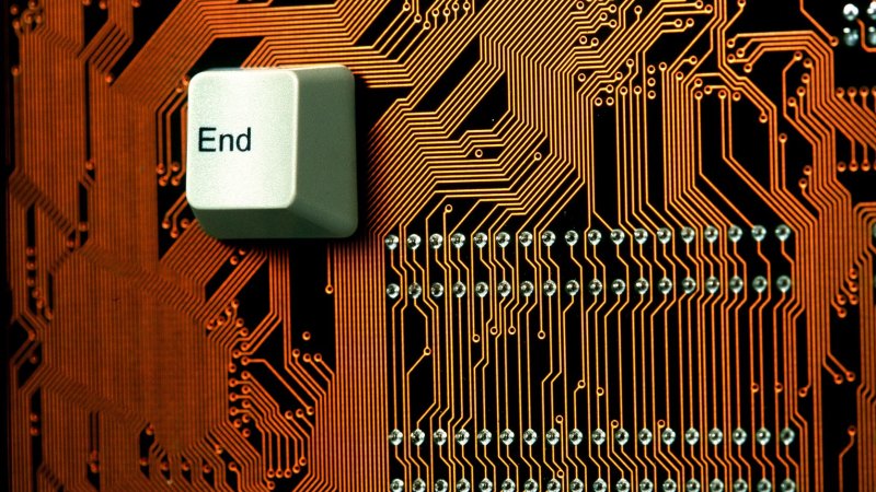 Talk about tech bubble is flashback to the dot-com era