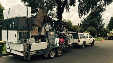 Driver fined $800 for overloaded trailer in Scoresby