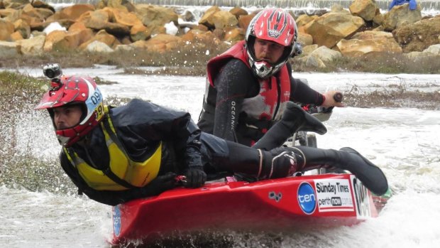 Avon Descent underway in Northam as power boats finish first stage