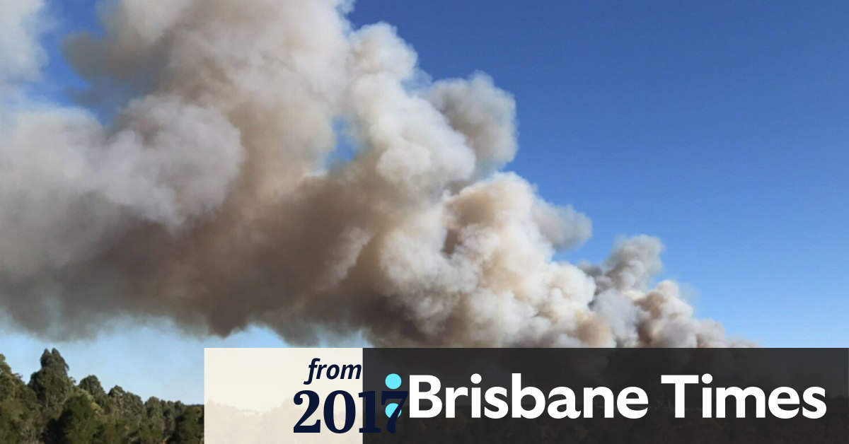 Fire crews continue to battle Sunshine Coast bushfire ahead of ...