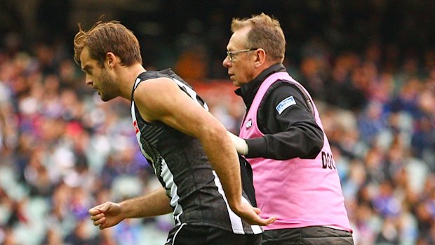 All eyes on Travis Cloke, Alan Toovey at Collingwood Magpies training