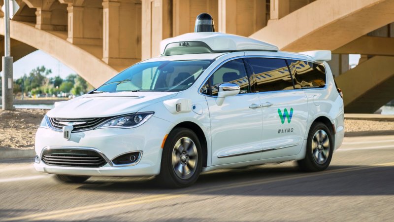 Waymo One, the first commercial robotaxi service, is now picking up ...