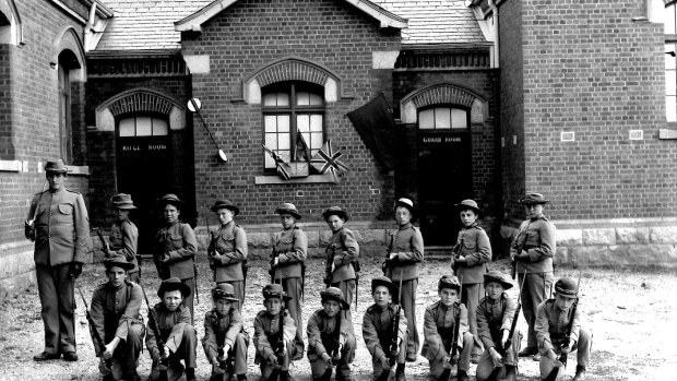 How Australian schoolboys were trained for World War I