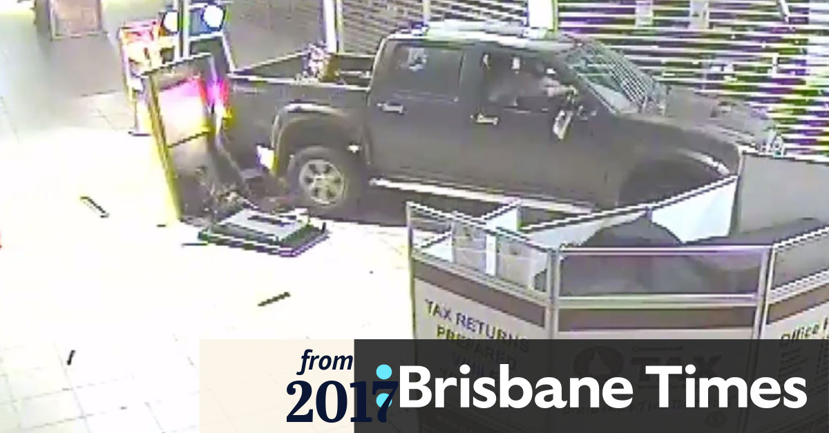 Police release footage of attempted ram raid in appeal for help