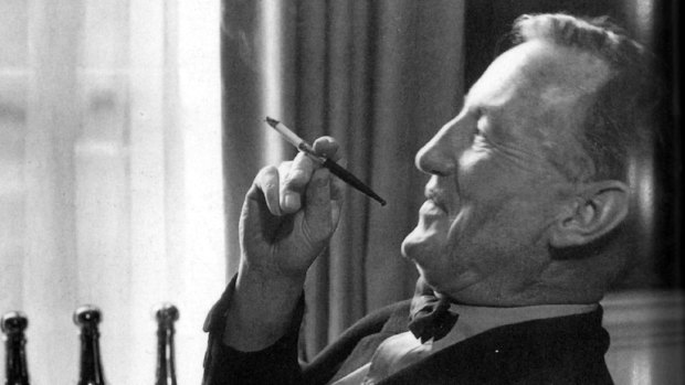 Turning Pages: The secrets of James Bond as revealed in Ian Fleming's ...