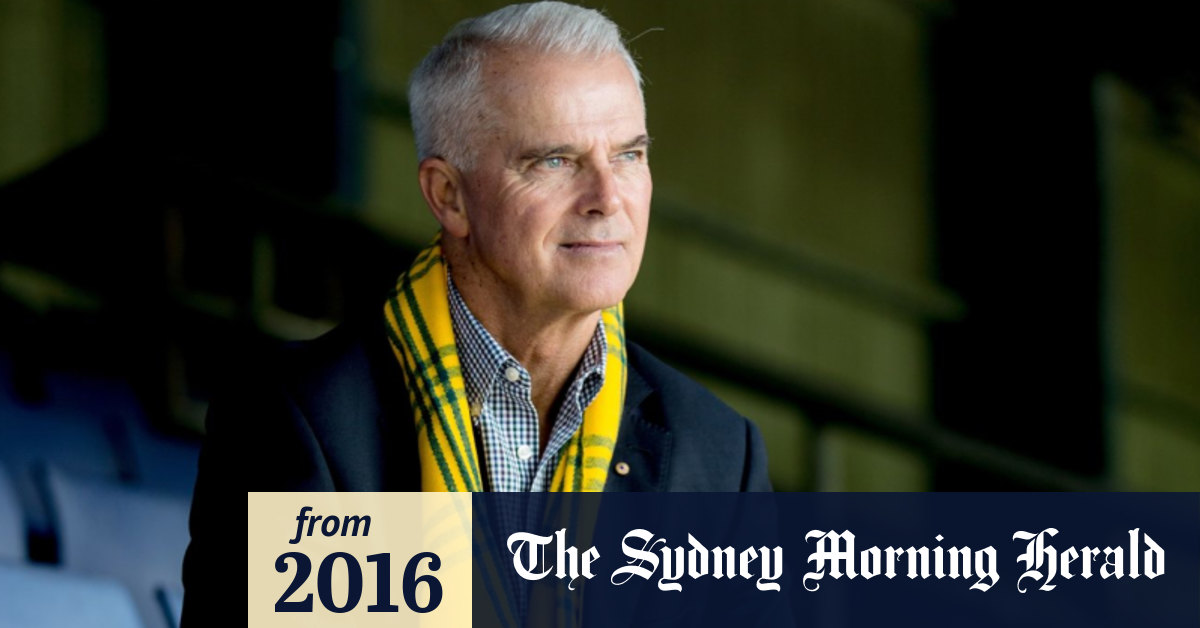 Voice of rugby Gordon Bray reaches 40 years of calling Tests but wants ...