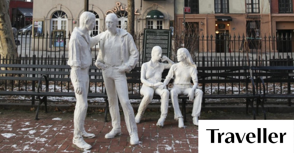 Alexandra Carroll: Walking in New York through Manhattan and Brooklyn