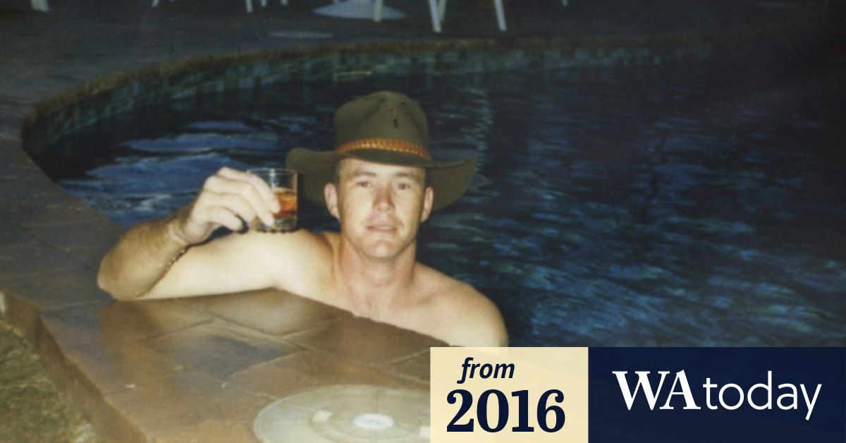 Extradited 'Postcard Bandit' Brenden Abbott arrives in WA