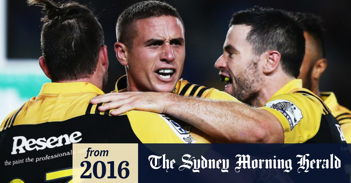 Super Rugby 2016: Hurricanes pip Blues for first win of the season