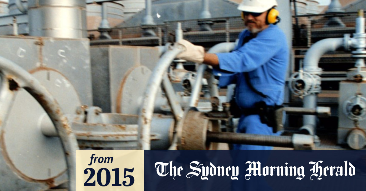 Oil slump stalls sector projects