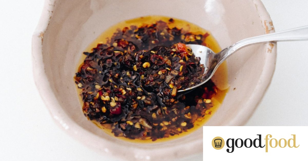 How to make garlicky chilli oil