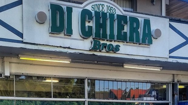 Fresh bites: Free burgers, and an iconic Italian deli returns