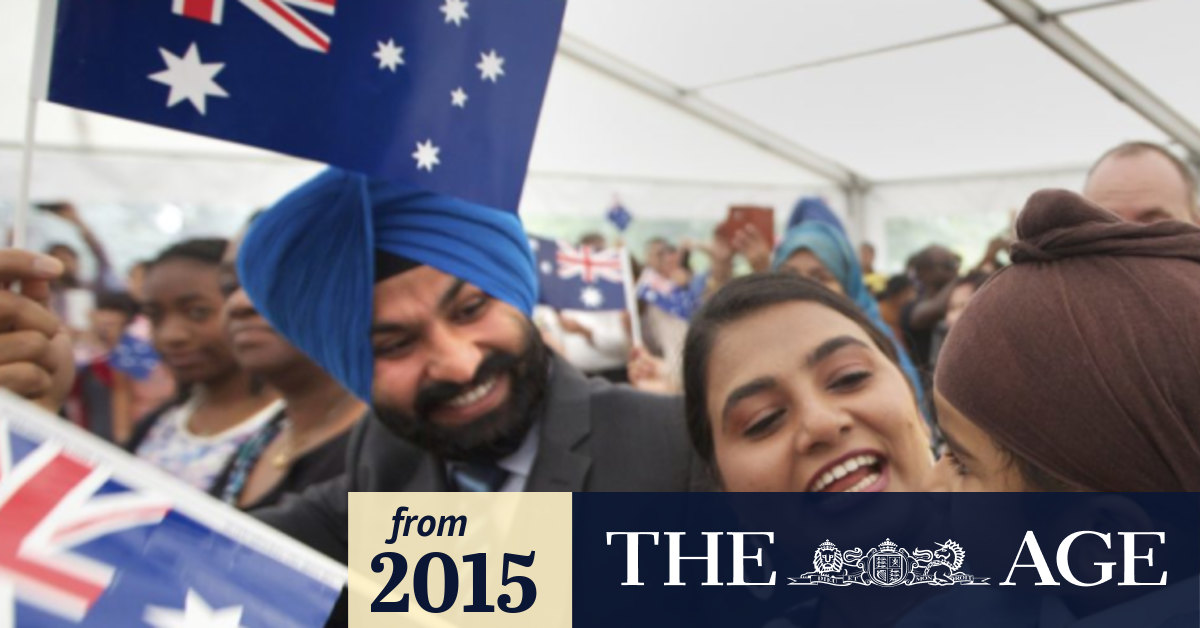 Citizenship oath for 220 at Australia Day ceremony in Sunshine