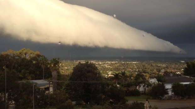 Storm system could bring hail for Perth, snow for state's south
