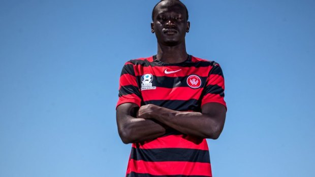 Western Sydney Wanderers sign teenage striker Abraham Majok