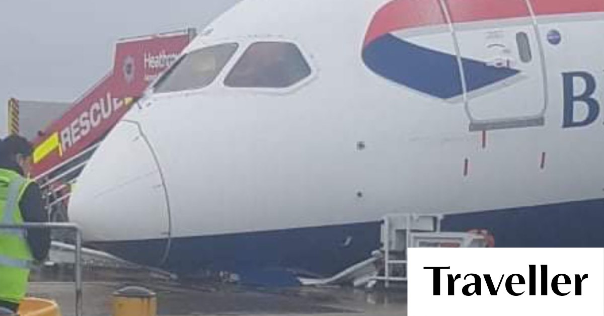 British Airways plane collapses at Heathrow