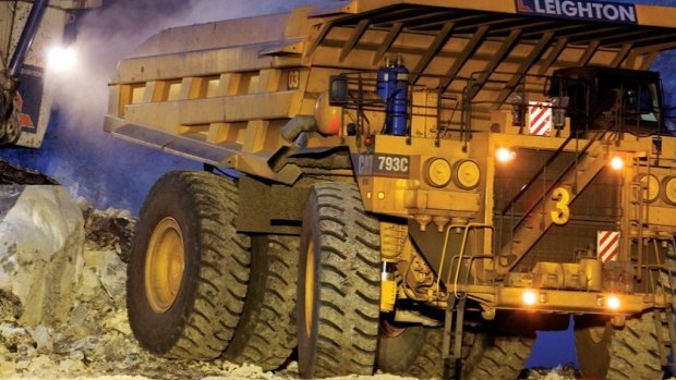 Mine explosion in central Queensland: Man killed