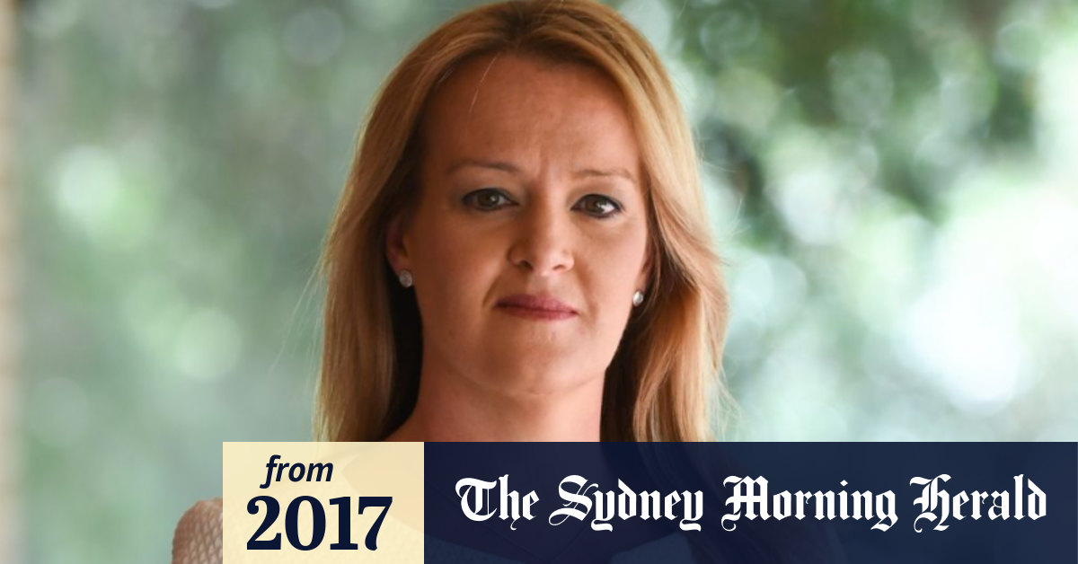 Former Liberal MP Fiona Scott calls on Tony Abbott to quit Parliament