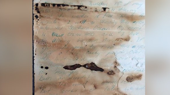 Message in a bottle returned to sender 36 years later