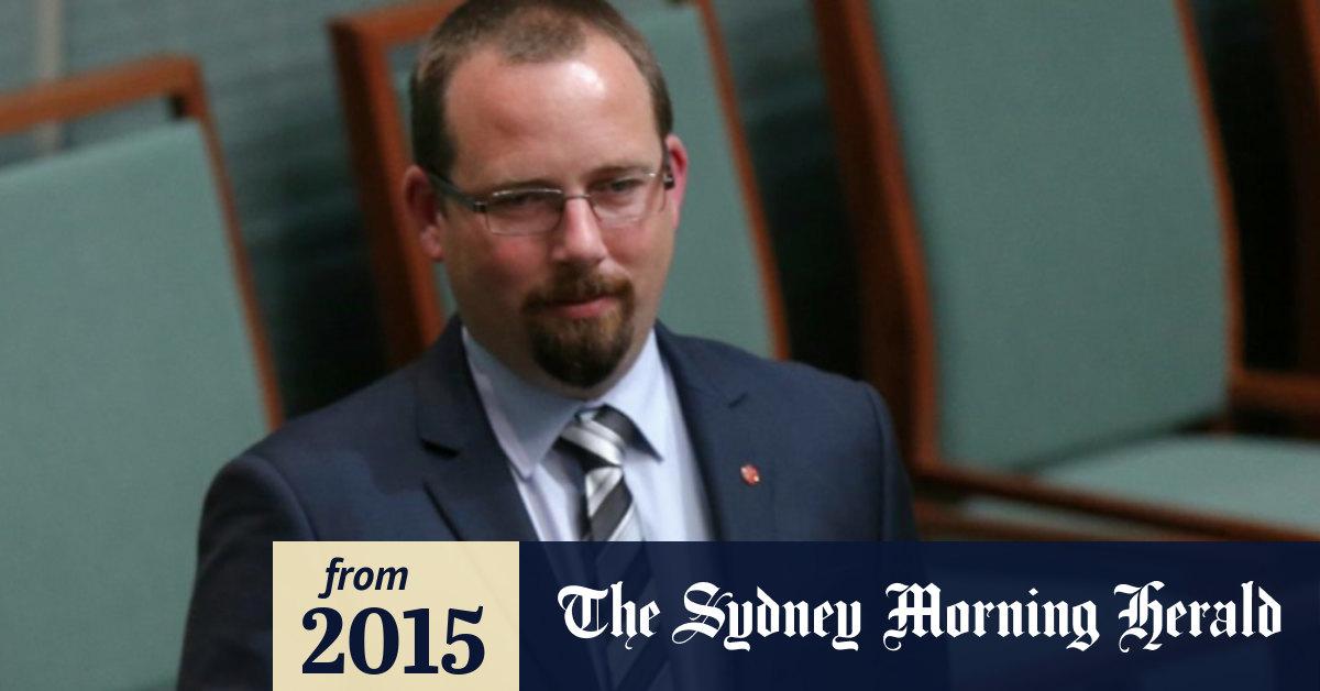 Ricky Muir calls for public service to use Australian made paper