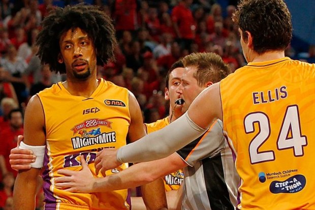 Ugly Josh Childress forearm generates worldwide headlines