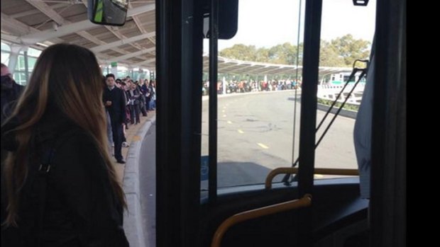 Transperth apologises to commuters for peak hour Joondalup line closure