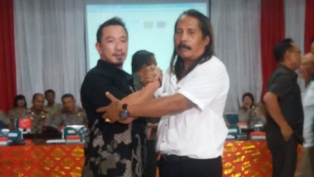 Bali's gangs apologise for deadly violence and 'guarantee' safe Christmas