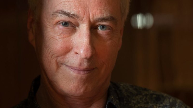 Split Enz keyboardist Eddie Rayner brings a message to the fans