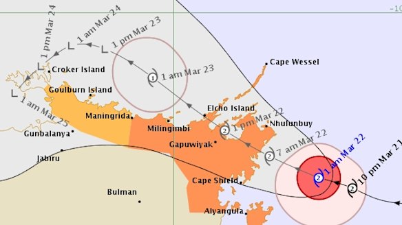 Remote communities warned to take shelter as Cyclone Nathan hits the ...