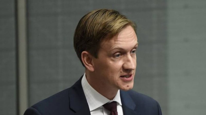 Labor MP Julian Hill calls for an end to the Coalition's public service ...