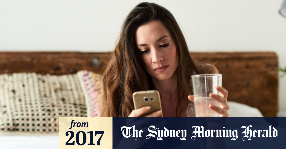 Dear Jess: How do I politely tell my boss to stop emailing me at night?