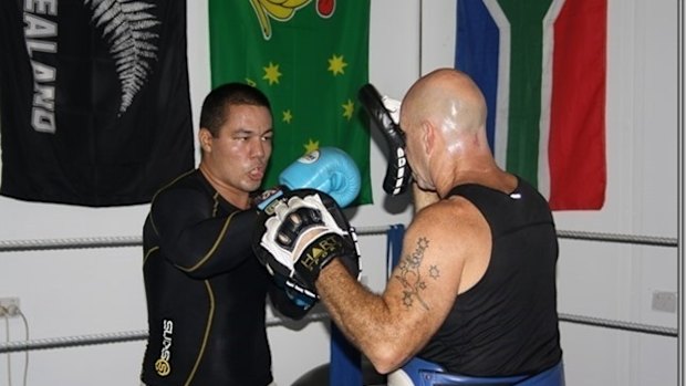 Amputee boxer Jesse Vosseler turns professional