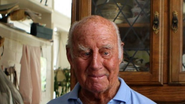 Sports official Arthur Tunstall dies, aged 93