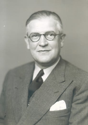 Harold Stannus, last member of Guinea Pig Club for WWII air crew burns ...