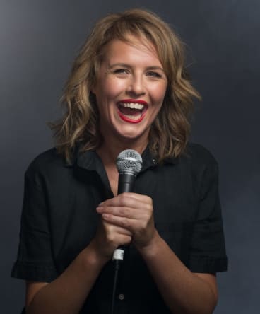 Comedian Anne Edmonds is at the peak of her craft in The Edge of the Bush