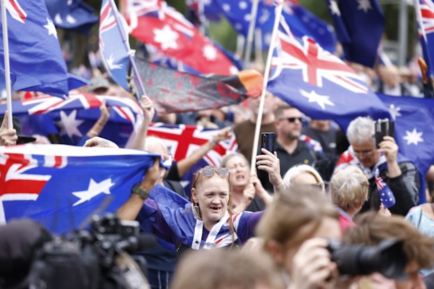 Melbourne news: Victoria Police officers assaulted after March for ...