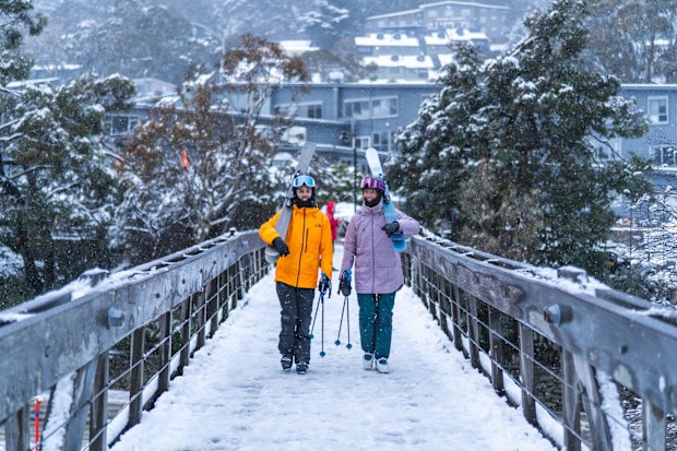 Weather: Aussies hit the slopes as ski resorts enjoy best July snow ...