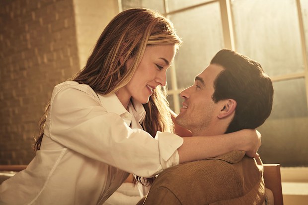 Honeymoon with Harry: Jake Gyllenhaal and Love Story's Sarah Pidgeon ...