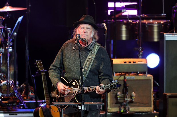 Neil Young blasts Donald Trump for attacks on Taylor Swift and Bruce ...