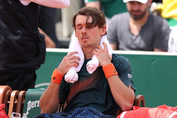 French Open 2025: Alex de Minaur cites mental fatigue after Alexander ...