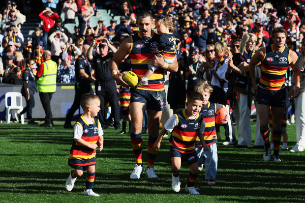 AFL News 2024: Adelaide Crows, Taylor Tex Walker, trade, retirement ...