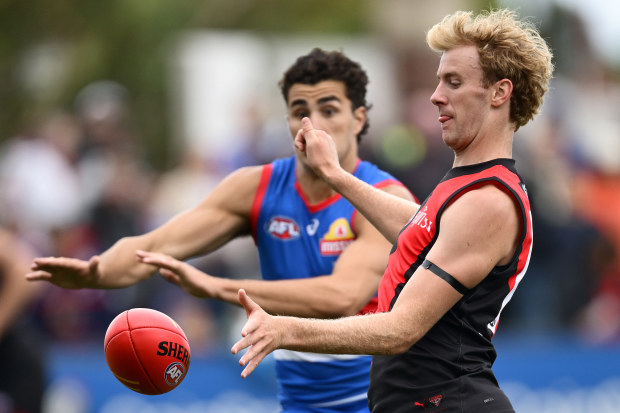 AFL news 2025, Essendon Bombers sign Perth school teacher Tom Edwards ...