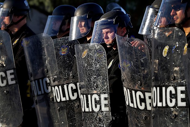 George Floyd protests: Why US police have military equipment – Pentagon ...