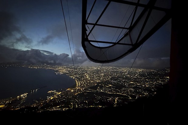 Monte Faito cable car crash: Three tourists among four people killed ...