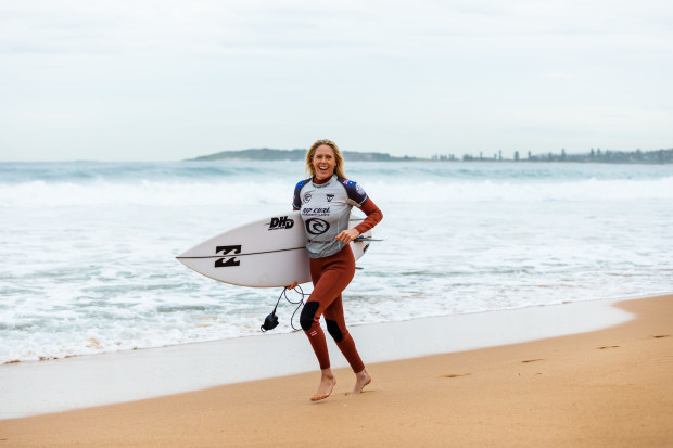 Surfing news 2023: Laura Enever officially breaks world record after ...
