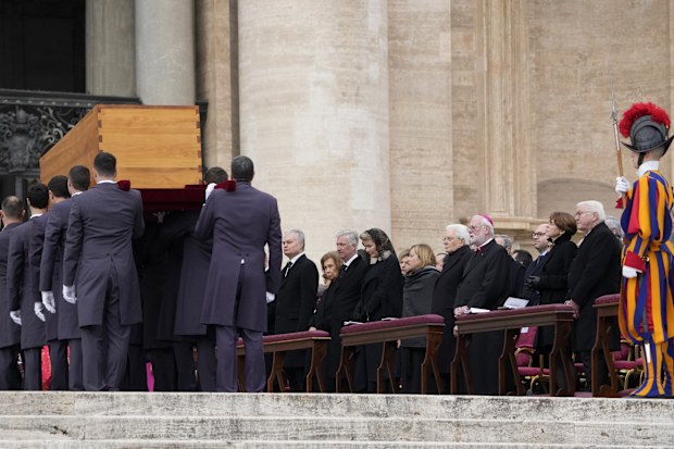 Pope Emeritus Benedict XVI funeral: Faithful mourn at funeral presided ...