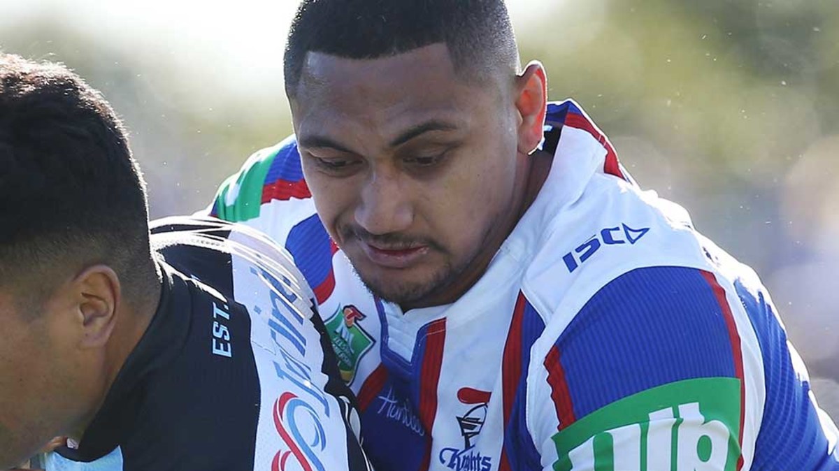 Veteran Tupou signs NRL deal with Knights