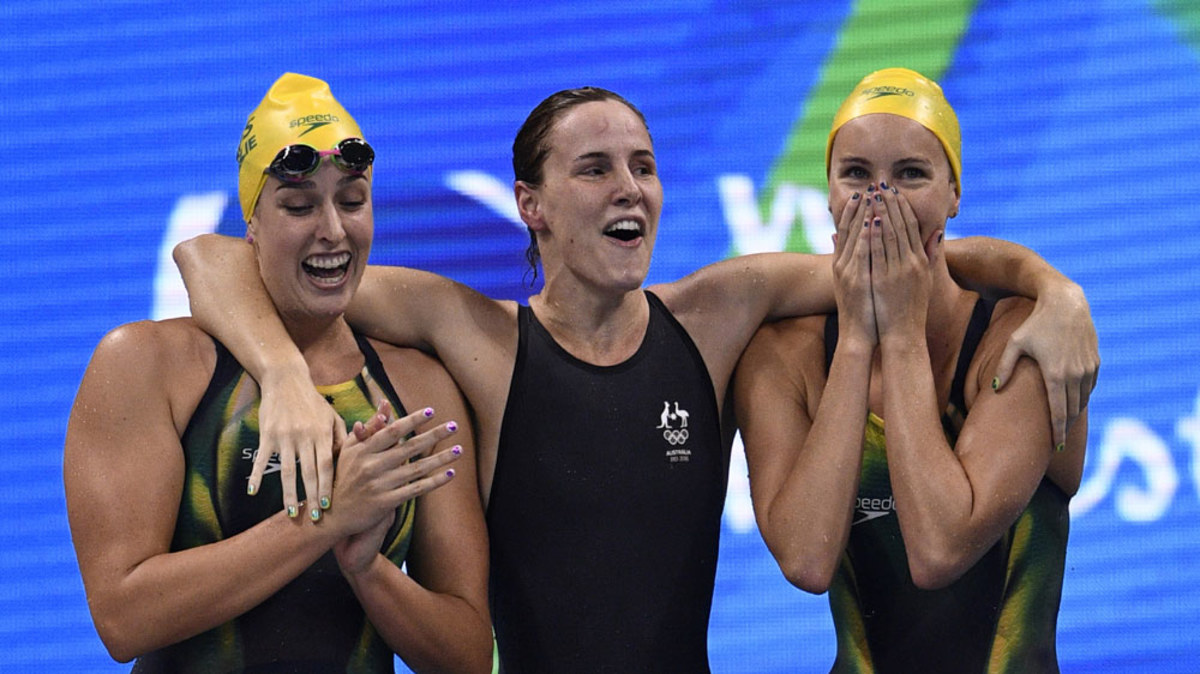 Rio Olympics: Aussie golden girls surge to world record